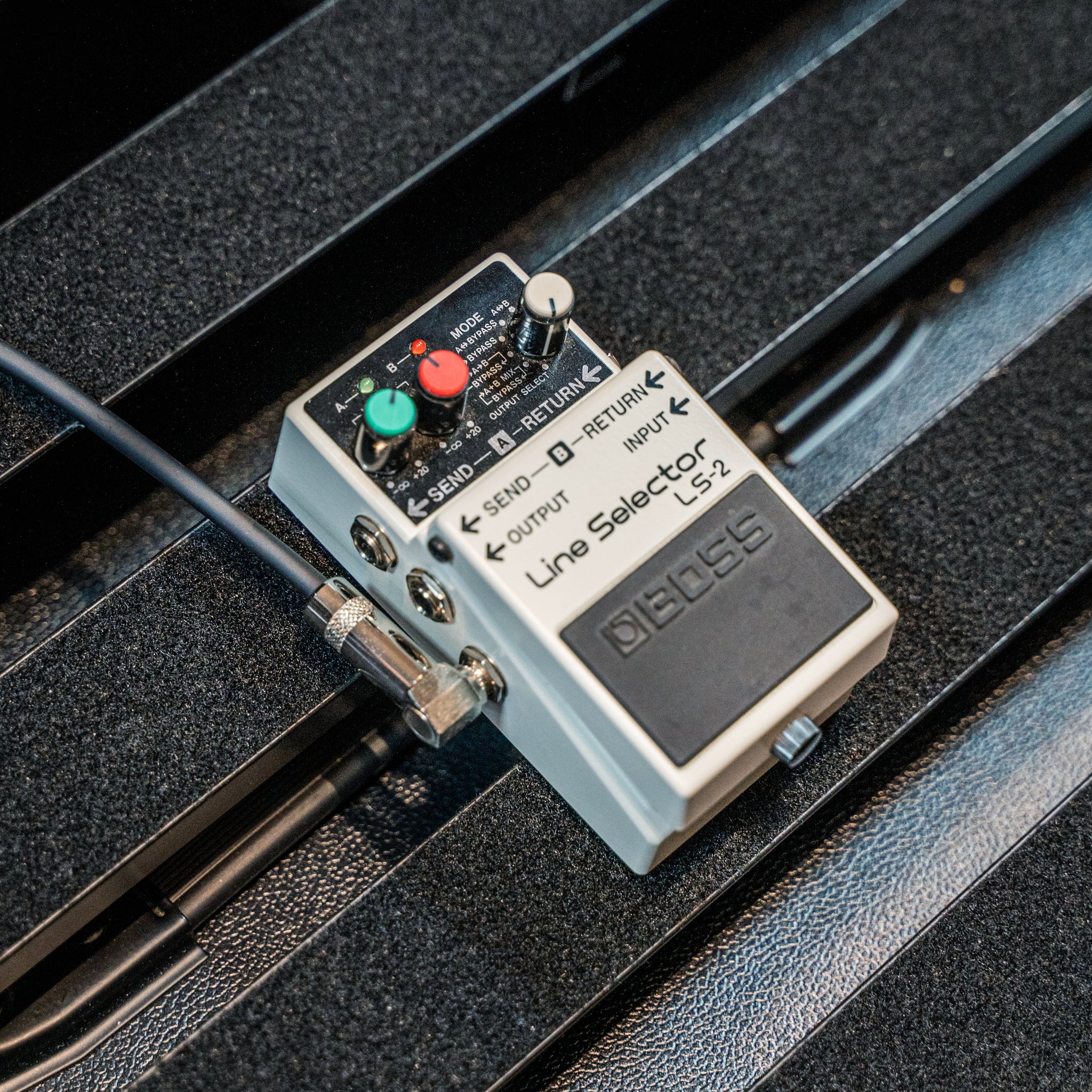 Boss LS-2 Line Selector/Power Supply